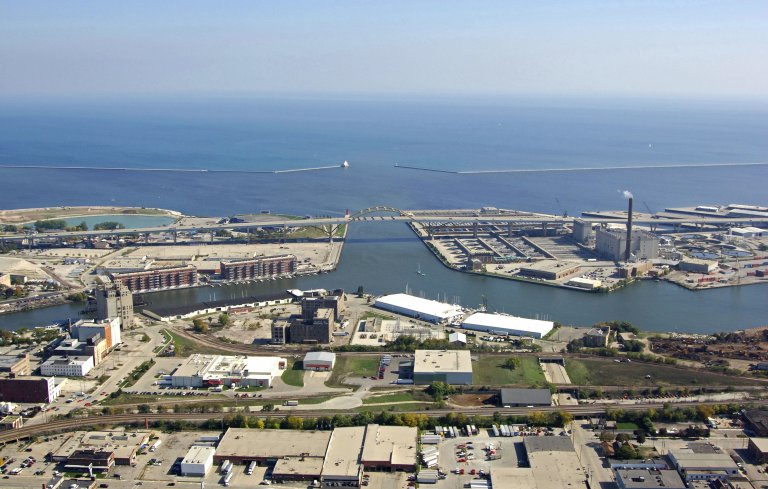 Envisioning the Future of Milwaukee's Harbor District - Fund For Lake ...